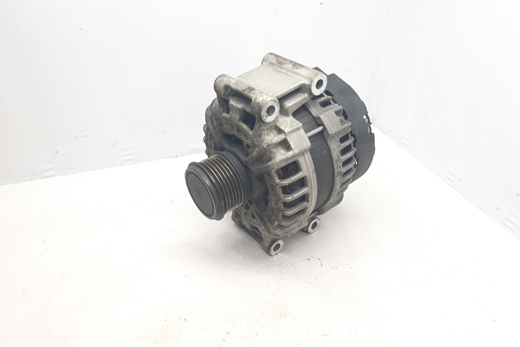 AUDI A4 (8K2, B8) Generatorius 06H903017J 12156166 - Naudotos dalys ...